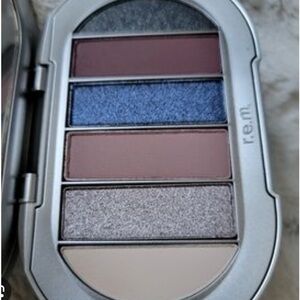 REM Beauty | Makeup | Rem Beauty Midnight Shadows Eyeshadow Palette ...